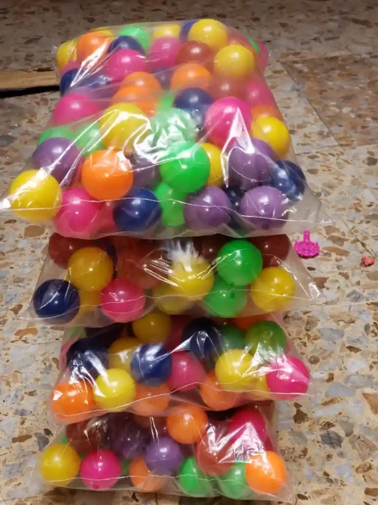 Paquete De Pimpones De Colores *100 Unidades - Rappi