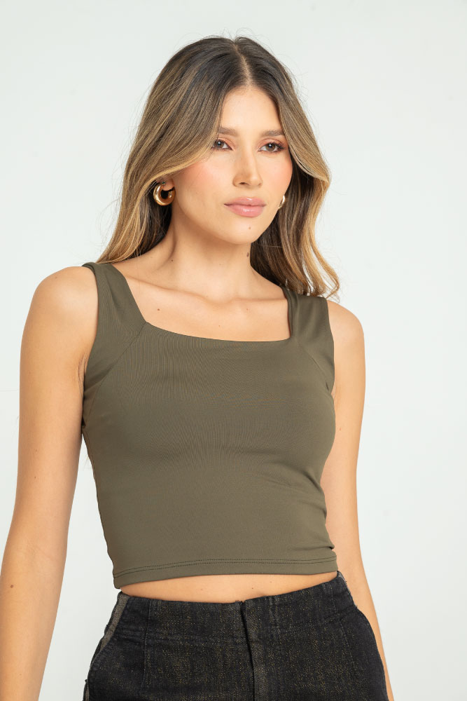 Top Naomi Color Verde Militar Talla L - Rappi