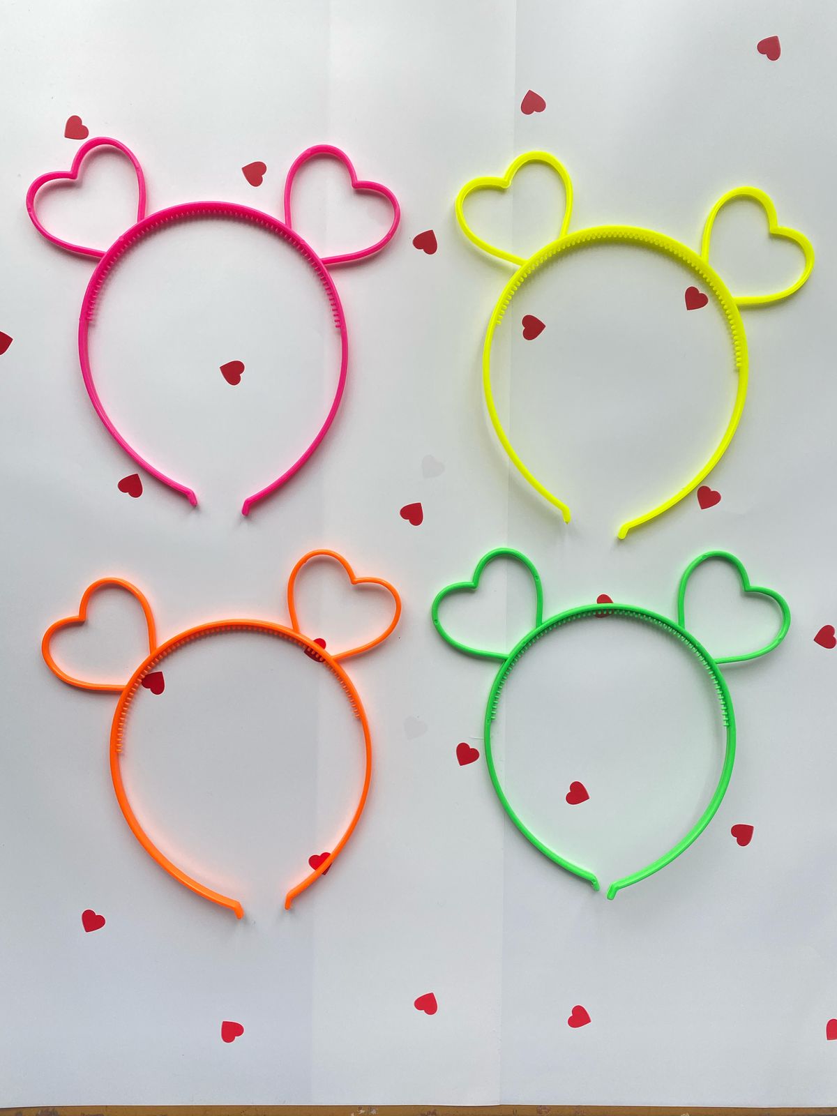 Balaca Fiesta Orejitas Corazon De Colores - Rappi