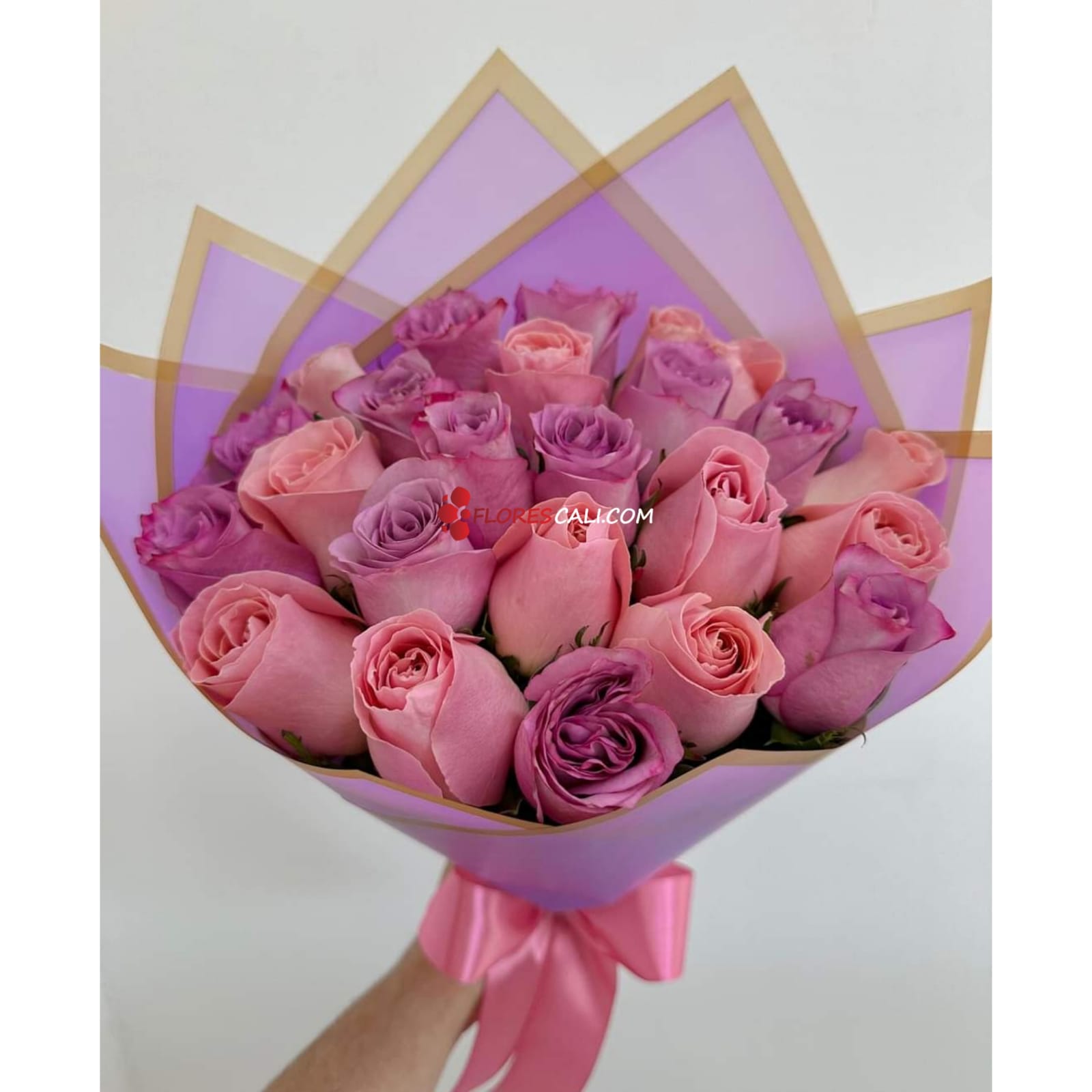 Bouquet X24 Rosas Rosadas Y Mora En Leche - Rappi