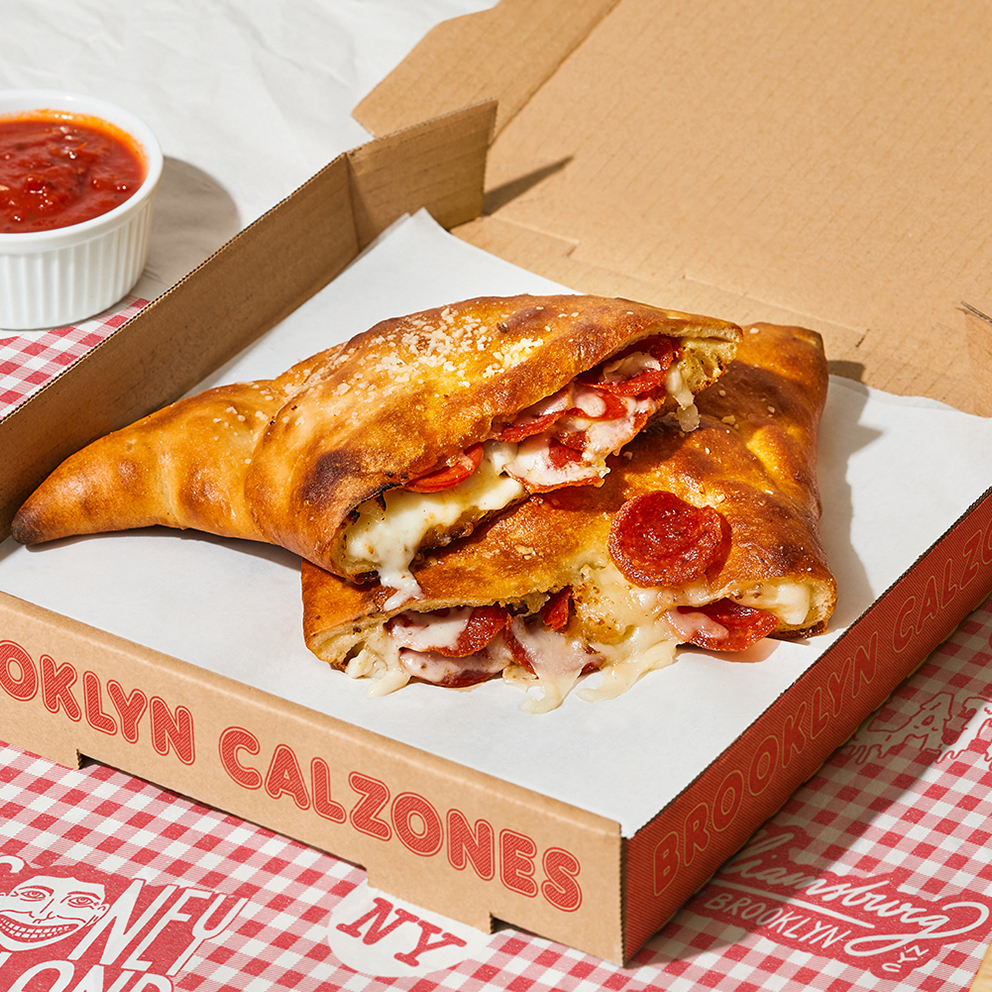 Precios y Menú Brooklyn Calzones & Pizza Av sur #50-20 local 16