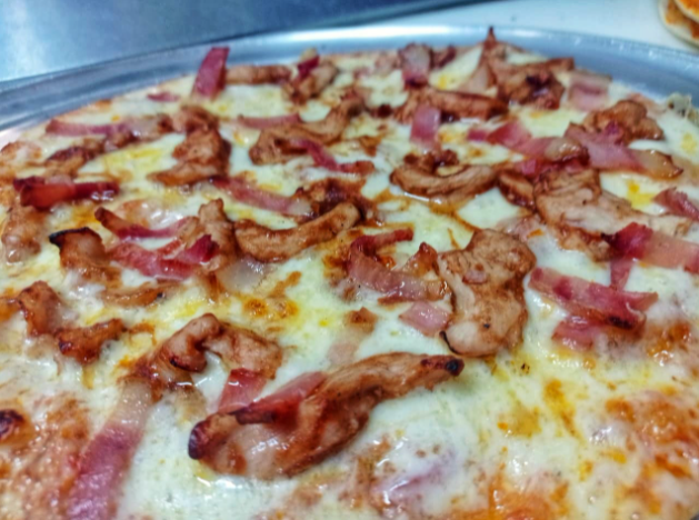 Pizza Paisa a Domicilio Cra. 70 # 43-31 (NO SE ENTREGA A RT SIN MALETA)