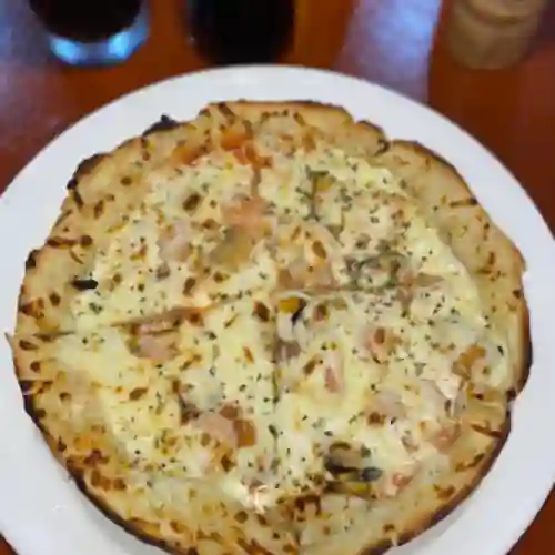 Bigote Pizzeria - Laureles - Estadio Precios y Menú a Domicilio - Rappi